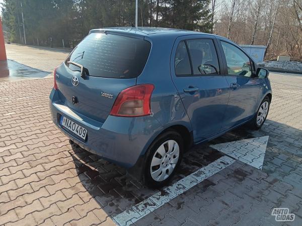 Zils Toyota Yaris 2008 Viļņa, ar dzinēja tilpumu 1.40 L un nobraukumu 275 tūkst. km par 2150 €, foto 6 vietnē AUTOMOTO.COM.LV