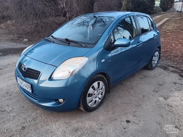 Zils Toyota Yaris 2008 Viļņa, ar dzinēja tilpumu 1.40 L un nobraukumu 275 tūkst. km par 2150 €, foto 9 vietnē AUTOMOTO.COM.LV