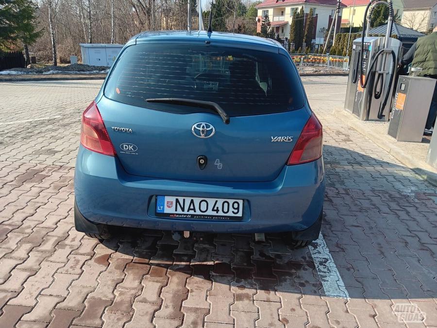 Blue Toyota Yaris 2008 in Vilnius, with an engine capacity of 1.40 L and mileage of 275 thousand km for 2150 €, photo 7 on AUTOMOTO.COM.LV