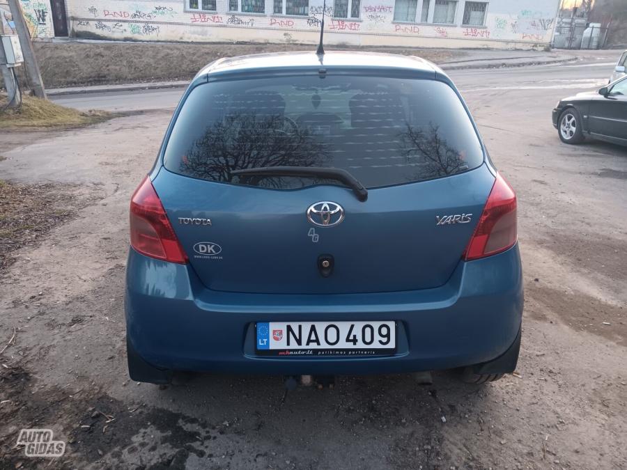 Blue Toyota Yaris 2008 in Vilnius, with an engine capacity of 1.40 L and mileage of 275 thousand km for 2150 €, photo 11 on AUTOMOTO.COM.LV