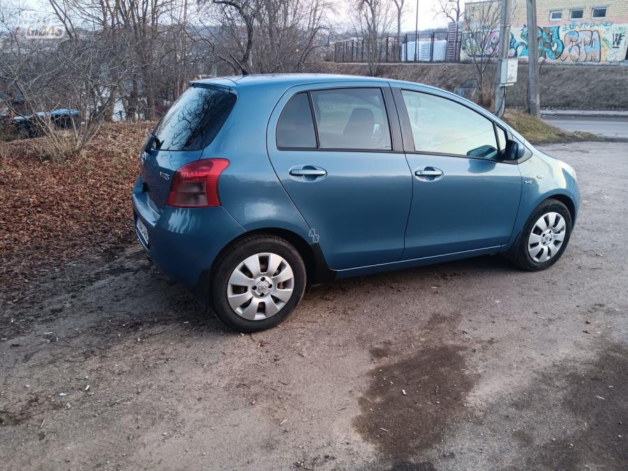 Blue Toyota Yaris 2008 in Vilnius, with an engine capacity of 1.40 L and mileage of 275 thousand km for 2150 €, photo 12 on AUTOMOTO.COM.LV