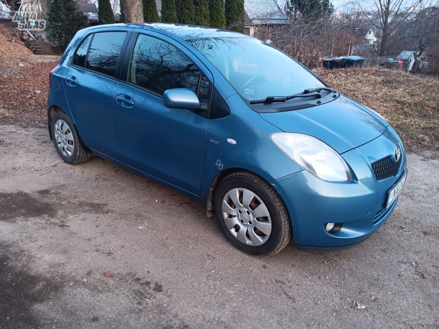 Blue Toyota Yaris 2008 in Vilnius, with an engine capacity of 1.40 L and mileage of 275 thousand km for 2150 €, photo 14 on AUTOMOTO.COM.LV