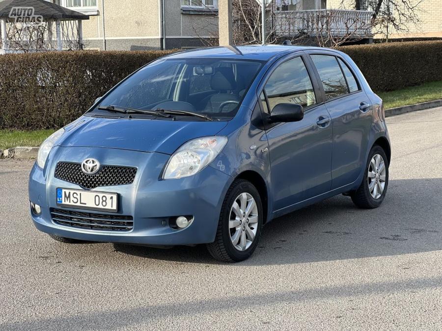 Blue Toyota Yaris 2008 in Radviliskis, with an engine capacity of 1.40 L and mileage of 300 thousand km for 1500 €, photo 1 on AUTOMOTO.COM.LV