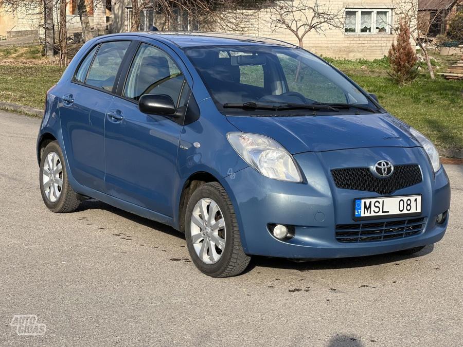 Blue Toyota Yaris 2008 in Radviliskis, with an engine capacity of 1.40 L and mileage of 300 thousand km for 1500 €, photo 4 on AUTOMOTO.COM.LV