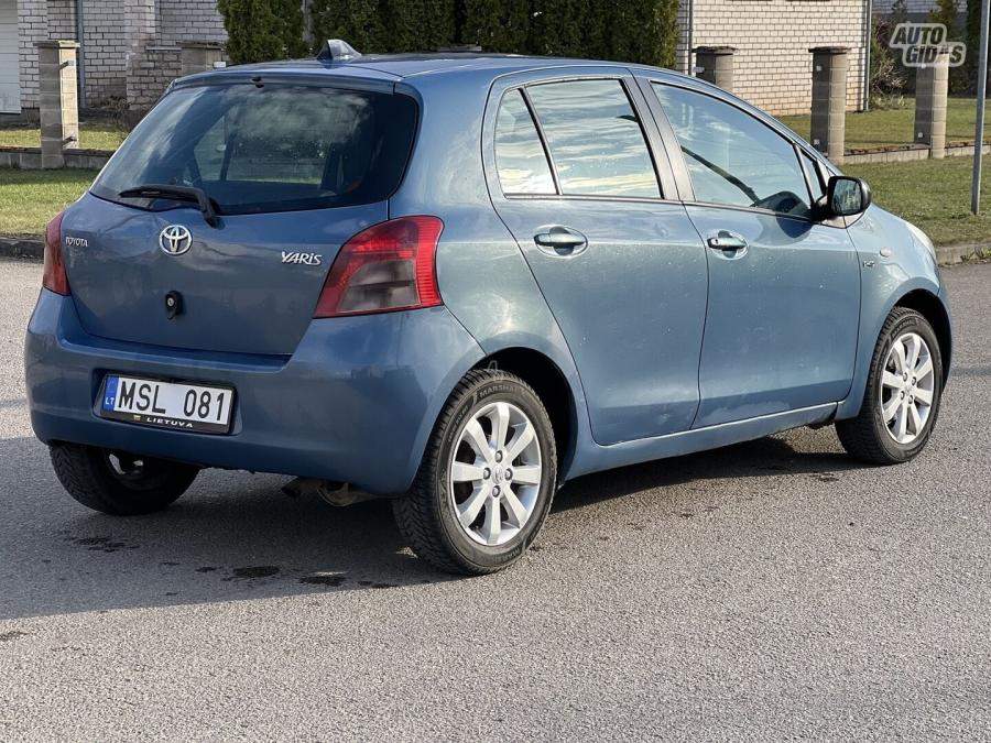 Blue Toyota Yaris 2008 in Radviliskis, with an engine capacity of 1.40 L and mileage of 300 thousand km for 1500 €, photo 6 on AUTOMOTO.COM.LV