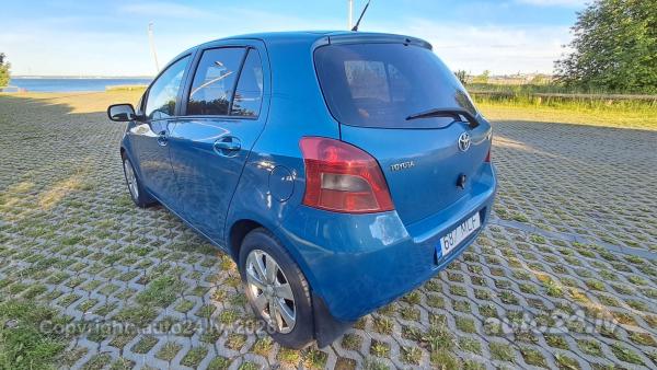 Blue Toyota Yaris 2008 in Tallinn, with an engine capacity of 1.30 L and mileage of 178 thousand km for 3200 €, photo 5 on AUTOMOTO.COM.LV