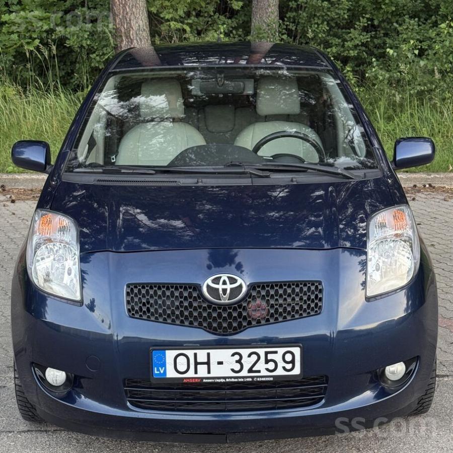 Blue Toyota Yaris 2008 in Riga, with an engine capacity of 1.30 L and mileage of 153 thousand km for 2500 €, photo 4 on AUTOMOTO.COM.LV