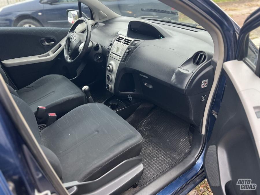 Zils Toyota Yaris 2008 Šauļi, ar dzinēja tilpumu 1.40 L un nobraukumu 0 tūkst. km par 999 €, foto 14 vietnē AUTOMOTO.COM.LV