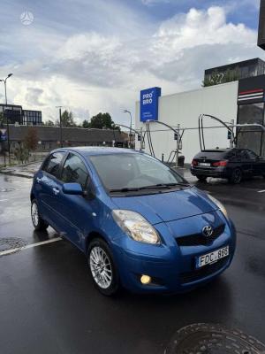 Blue Toyota Yaris 2010 in Vilnius, with an engine capacity of 1.33 L and mileage of 111 thousand km for 2800 €, photo  on AUTOMOTO.COM.LV