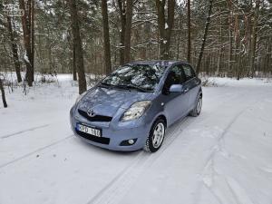 Blue Toyota Yaris 2011 in Kaunas, with an engine capacity of 1.40 L and mileage of 191 thousand km for 3200 €, photo 2 on AUTOMOTO.COM.LV