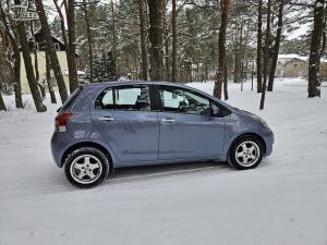 Blue Toyota Yaris 2011 in Kaunas, with an engine capacity of 1.40 L and mileage of 191 thousand km for 3200 €, photo 8 on AUTOMOTO.COM.LV