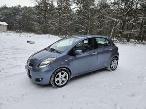 Zils Toyota Yaris 2011 Kauņa, ar dzinēja tilpumu 1.40 L un nobraukumu 191 tūkst. km par 3299 €, foto  vietnē AUTOMOTO.COM.LV
