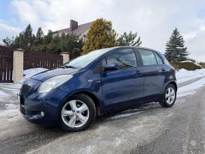 Blue Toyota Yaris 2011 in Vilnius, with an engine capacity of 1.40 L and mileage of 170 thousand km for 2950 €, photo  on AUTOMOTO.COM.LV