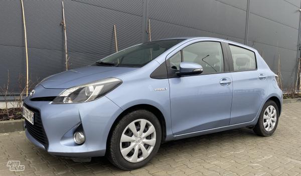 Blue Toyota Yaris 2013 in Vilnius, with an engine capacity of 1.50 L and mileage of 228 thousand km for 5950 €, photo 2 on AUTOMOTO.COM.LV