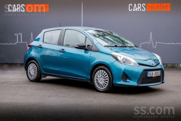 Zils Toyota Yaris 2013 Rīga, ar dzinēja tilpumu 1.50 L un nobraukumu 252 tūkst. km par 5990 €, foto 3 vietnē AUTOMOTO.COM.LV