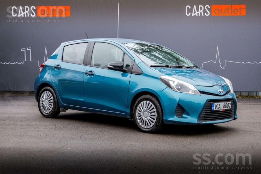 Blue Toyota Yaris 2013 in Riga, with an engine capacity of 1.50 L and mileage of 252 thousand km for 5990 €, photo 4 on AUTOMOTO.COM.LV