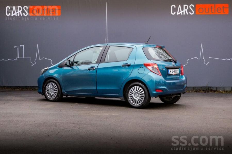 Blue Toyota Yaris 2013 in Riga, with an engine capacity of 1.50 L and mileage of 252 thousand km for 5990 €, photo 7 on AUTOMOTO.COM.LV