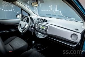 Blue Toyota Yaris 2013 in Riga, with an engine capacity of 1.50 L and mileage of 252 thousand km for 5990 €, photo 11 on AUTOMOTO.COM.LV