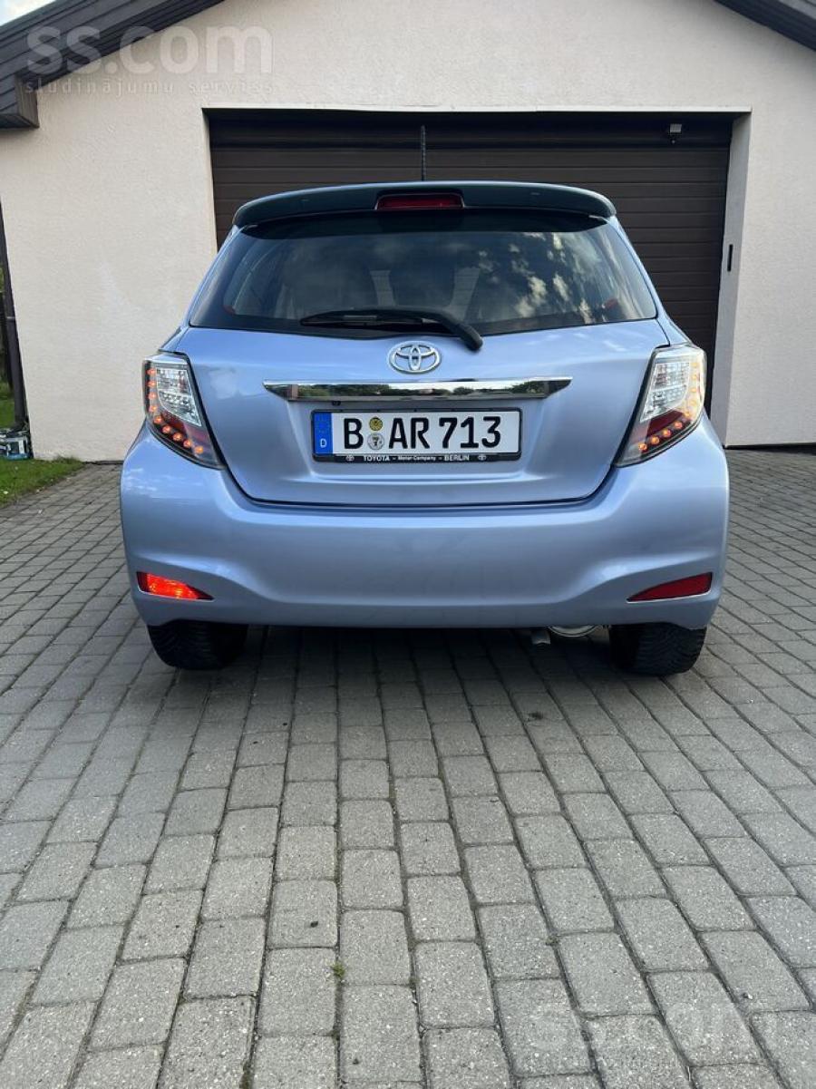 Zils Toyota Yaris 2013 Rīga, ar dzinēja tilpumu 1.50 L un nobraukumu 0 tūkst. km par 7350 €, foto 6 vietnē AUTOMOTO.COM.LV