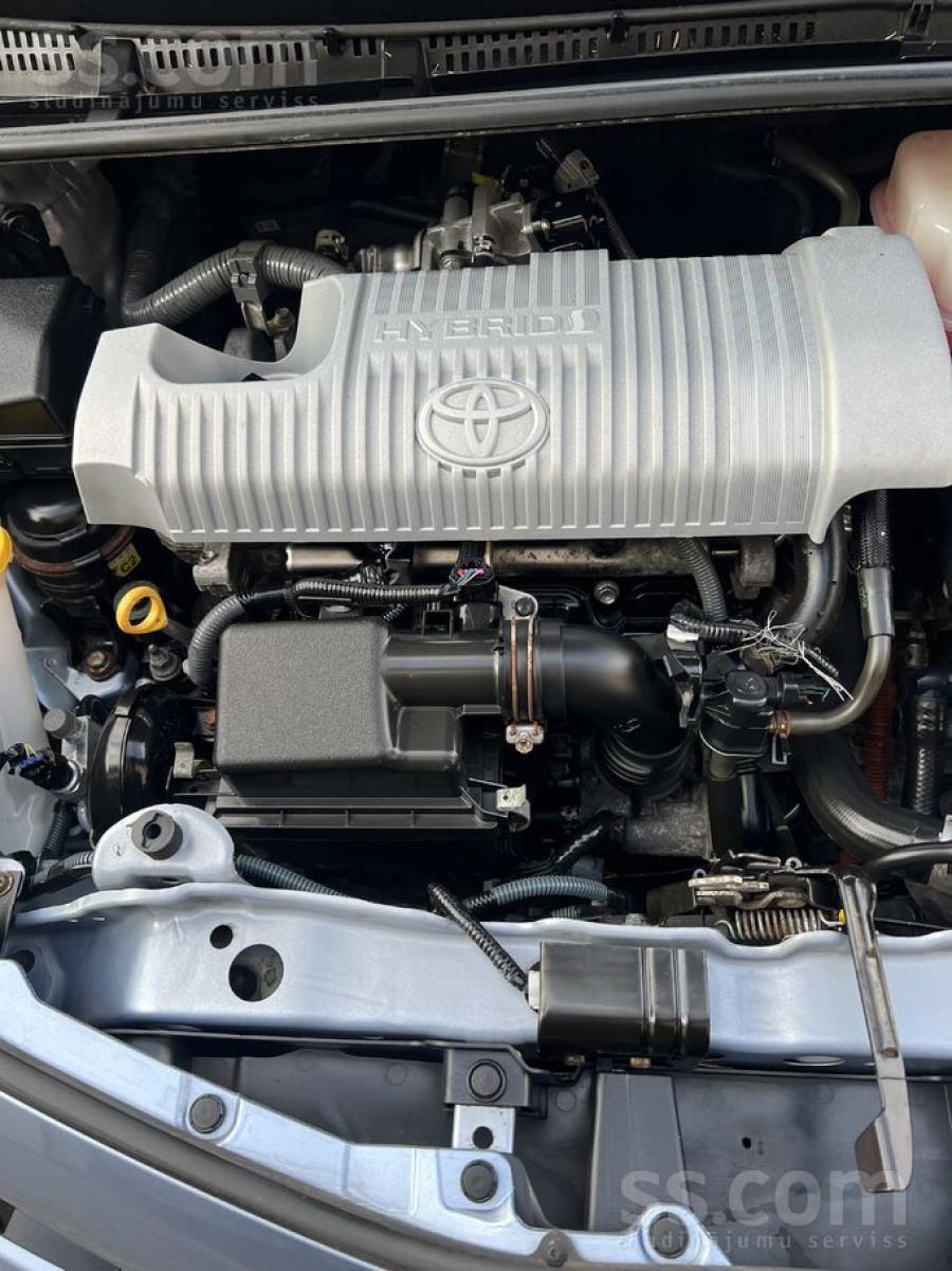 Zils Toyota Yaris 2013 Rīga, ar dzinēja tilpumu 1.50 L un nobraukumu 0 tūkst. km par 7350 €, foto 25 vietnē AUTOMOTO.COM.LV