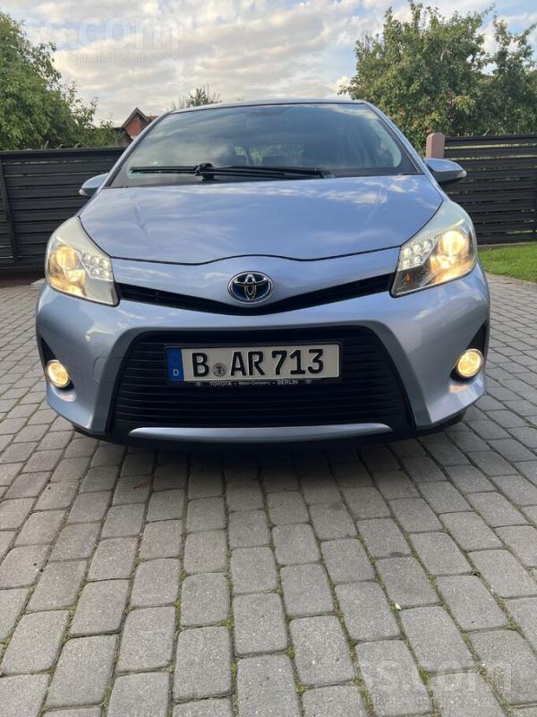 Zils Toyota Yaris 2013 Rīga, ar dzinēja tilpumu 1.50 L un nobraukumu 0 tūkst. km par 7350 €, foto 7 vietnē AUTOMOTO.COM.LV