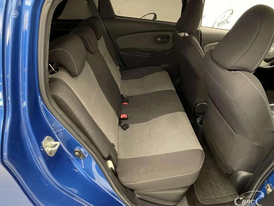 Blue Toyota Yaris 2014 in Vilnius, with an engine capacity of 1.50 L and mileage of 201 thousand km for 6900 €, photo 12 on AUTOMOTO.COM.LV