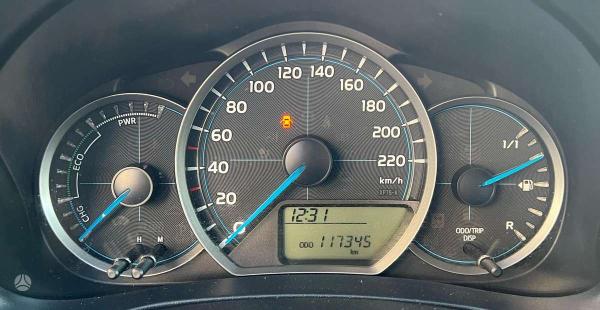 Blue Toyota Yaris 2014 in Vilnius, with an engine capacity of 1.50 L and mileage of 117 thousand km for 6990 €, photo 8 on AUTOMOTO.COM.LV