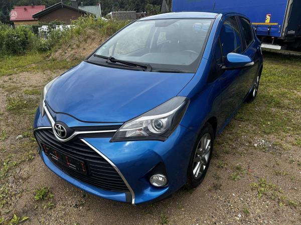Zils Toyota Yaris 2014 Prienai, ar dzinēja tilpumu 1.30 L un nobraukumu 190 tūkst. km par 5200 €, foto 1 vietnē AUTOMOTO.COM.LV