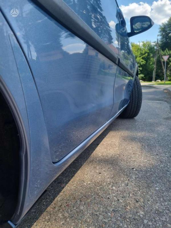 Zils Toyota Yaris 2014 Viļņa, ar dzinēja tilpumu 1.50 L un nobraukumu 214 tūkst. km par 6999 €, foto 9 vietnē AUTOMOTO.COM.LV
