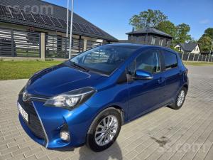 Zils Toyota Yaris 2015 Rīga, ar dzinēja tilpumu 1.40 L un nobraukumu 191 tūkst. km par 6995 €, foto 12 vietnē AUTOMOTO.COM.LV