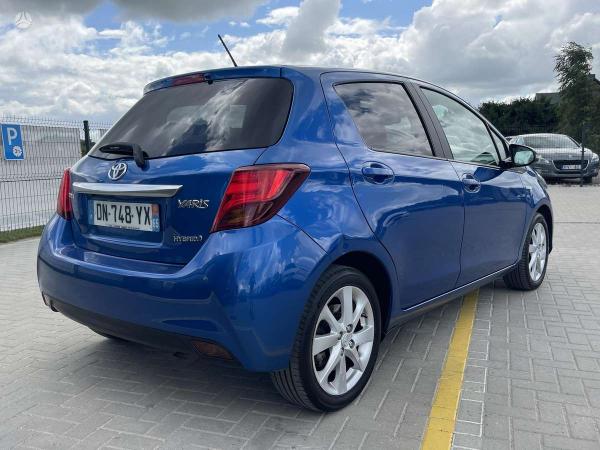 Zils Toyota Yaris 2015 Tauragė, ar dzinēja tilpumu 1.50 L un nobraukumu 188 tūkst. km par 7900 €, foto 4 vietnē AUTOMOTO.COM.LV