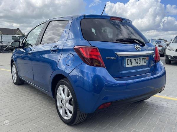Zils Toyota Yaris 2015 Tauragė, ar dzinēja tilpumu 1.50 L un nobraukumu 188 tūkst. km par 7900 €, foto 6 vietnē AUTOMOTO.COM.LV