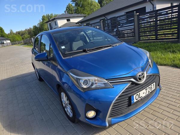 Zils Toyota Yaris 2015 Rīga, ar dzinēja tilpumu 1.40 L un nobraukumu 192 tūkst. km par 6690 €, foto 4 vietnē AUTOMOTO.COM.LV