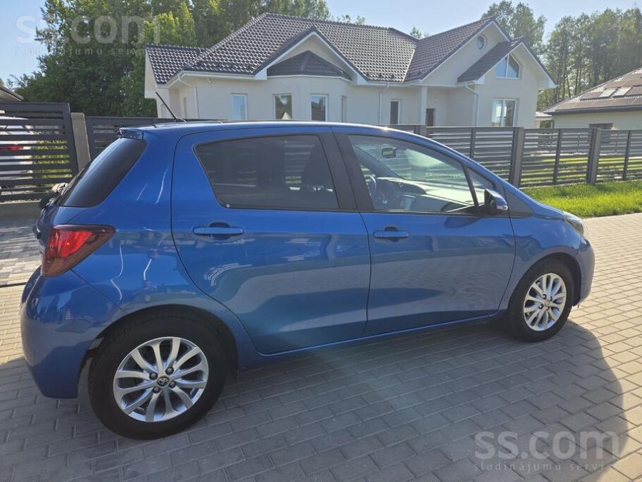 Blue Toyota Yaris 2015 in Riga, with an engine capacity of 1.40 L and mileage of 192 thousand km for 6690 €, photo 9 on AUTOMOTO.COM.LV