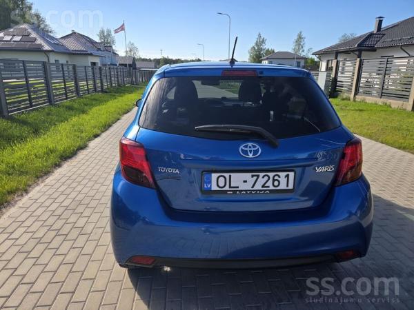 Zils Toyota Yaris 2015 Rīga, ar dzinēja tilpumu 1.40 L un nobraukumu 192 tūkst. km par 6690 €, foto 10 vietnē AUTOMOTO.COM.LV