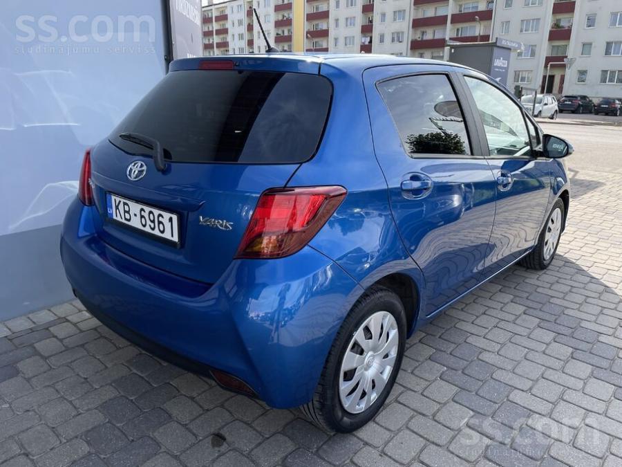 Zils Toyota Yaris 2015 Talsi, ar dzinēja tilpumu 1.30 L un nobraukumu 269 tūkst. km par 5900 €, foto 4 vietnē AUTOMOTO.COM.LV