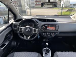 Zils Toyota Yaris 2015 Talsi, ar dzinēja tilpumu 1.30 L un nobraukumu 269 tūkst. km par 5900 €, foto 6 vietnē AUTOMOTO.COM.LV