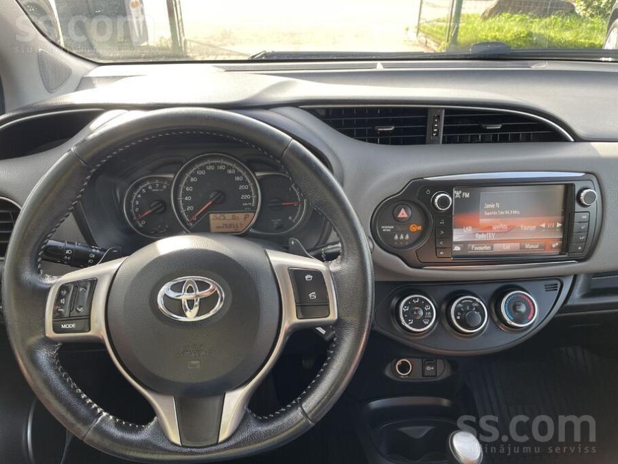 Zils Toyota Yaris 2015 Talsi, ar dzinēja tilpumu 1.30 L un nobraukumu 269 tūkst. km par 5900 €, foto 15 vietnē AUTOMOTO.COM.LV