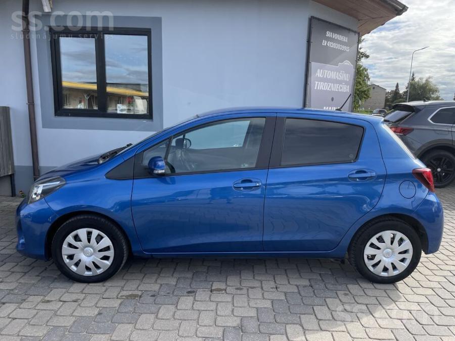 Zils Toyota Yaris 2015 Talsi, ar dzinēja tilpumu 1.30 L un nobraukumu 269 tūkst. km par 5900 €, foto 26 vietnē AUTOMOTO.COM.LV