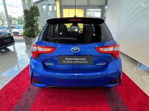 Blue Toyota Yaris 2017 in Siauliai, with an engine capacity of 1.50 L and mileage of 85 thousand km for 13900 €, photo 7 on AUTOMOTO.COM.LV