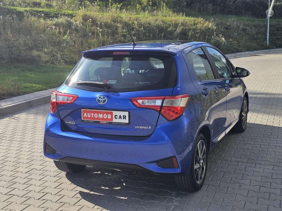Zils Toyota Yaris 2017 Viļņa, ar dzinēja tilpumu 1.50 L un nobraukumu 121 tūkst. km par 11700 €, foto 7 vietnē AUTOMOTO.COM.LV
