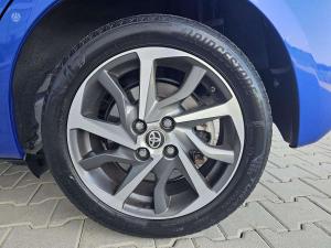Zils Toyota Yaris 2017 Viļņa, ar dzinēja tilpumu 1.50 L un nobraukumu 121 tūkst. km par 11700 €, foto 15 vietnē AUTOMOTO.COM.LV