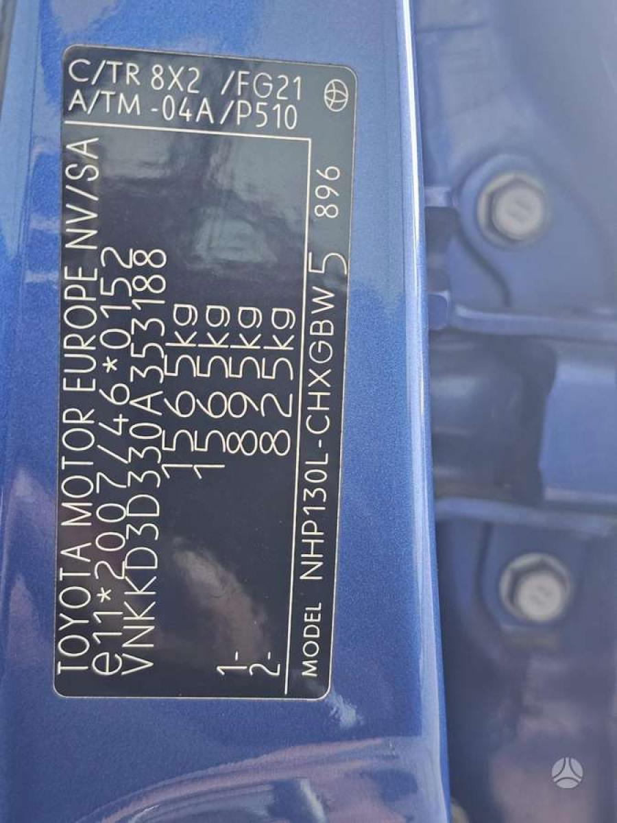 Zils Toyota Yaris 2017 Viļņa, ar dzinēja tilpumu 1.50 L un nobraukumu 121 tūkst. km par 11700 €, foto 32 vietnē AUTOMOTO.COM.LV