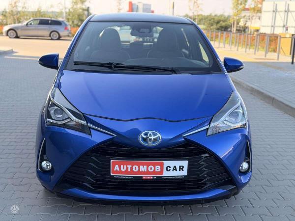 Blue Toyota Yaris 2017 in Vilnius, with an engine capacity of 1.50 L and mileage of 121 thousand km for 11700 €, photo 3 on AUTOMOTO.COM.LV