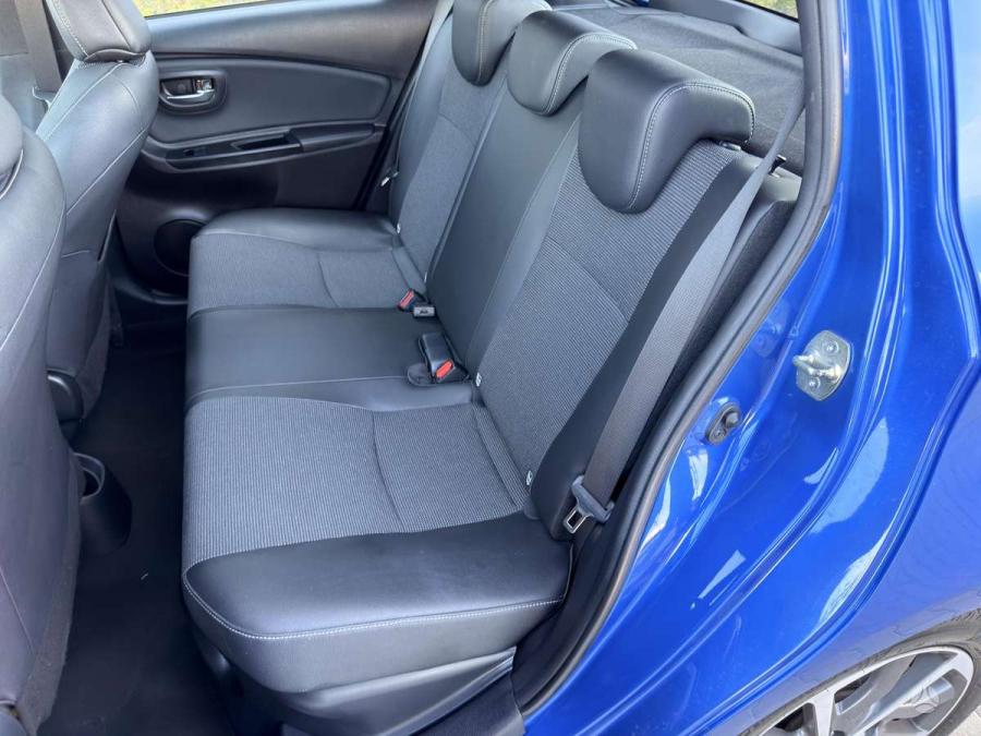 Blue Toyota Yaris 2017 in Vilnius, with an engine capacity of 1.50 L and mileage of 121 thousand km for 11700 €, photo 22 on AUTOMOTO.COM.LV