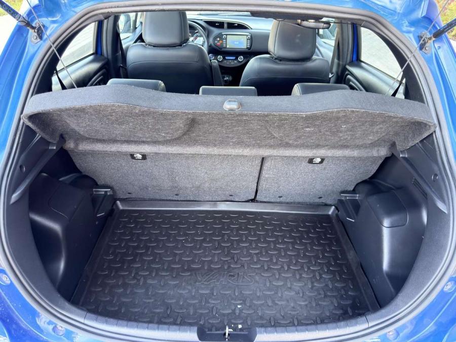 Blue Toyota Yaris 2017 in Vilnius, with an engine capacity of 1.50 L and mileage of 121 thousand km for 11700 €, photo 23 on AUTOMOTO.COM.LV