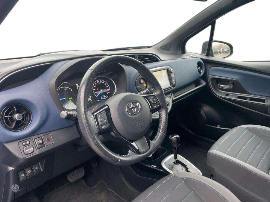 Zils Toyota Yaris 2018 Klaipėda, ar dzinēja tilpumu 1.49 L un nobraukumu 125 tūkst. km par 12500 €, foto 11 vietnē AUTOMOTO.COM.LV