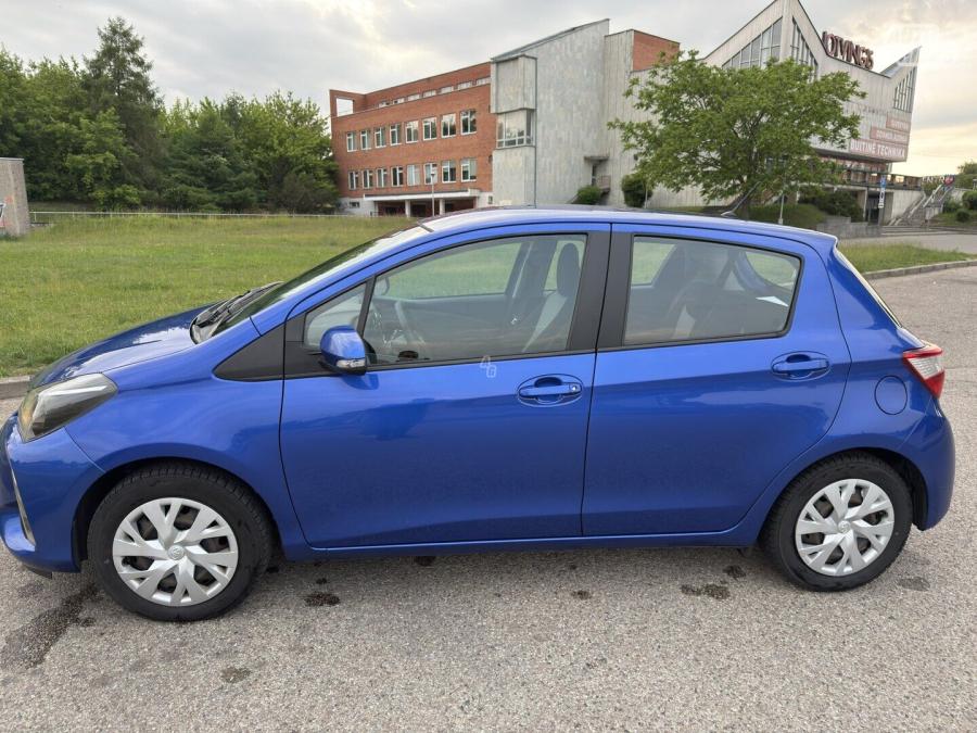 Zils Toyota Yaris 2018 Alīta, ar dzinēja tilpumu 1.50 L un nobraukumu 176 tūkst. km par 10000 €, foto 6 vietnē AUTOMOTO.COM.LV