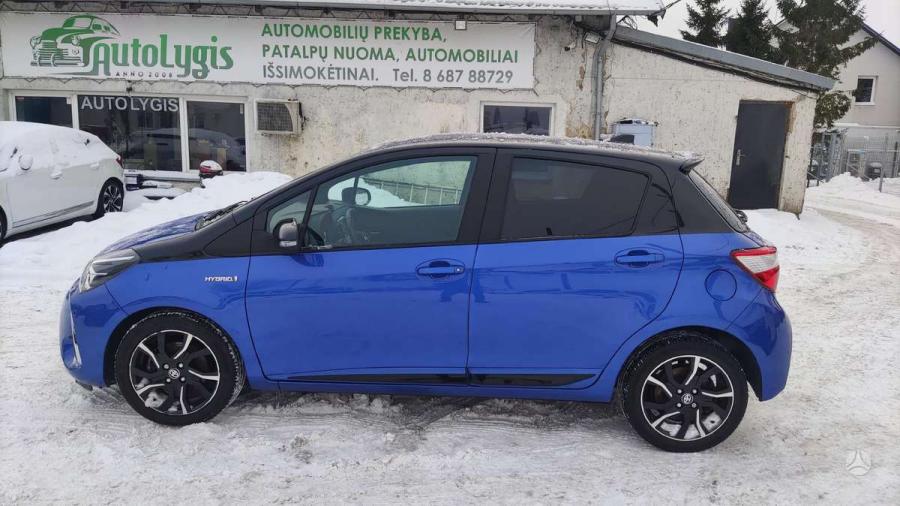 Zils Toyota Yaris 2018 Klaipėda, ar dzinēja tilpumu 1.50 L un nobraukumu 94 tūkst. km par 11990 €, foto 2 vietnē AUTOMOTO.COM.LV