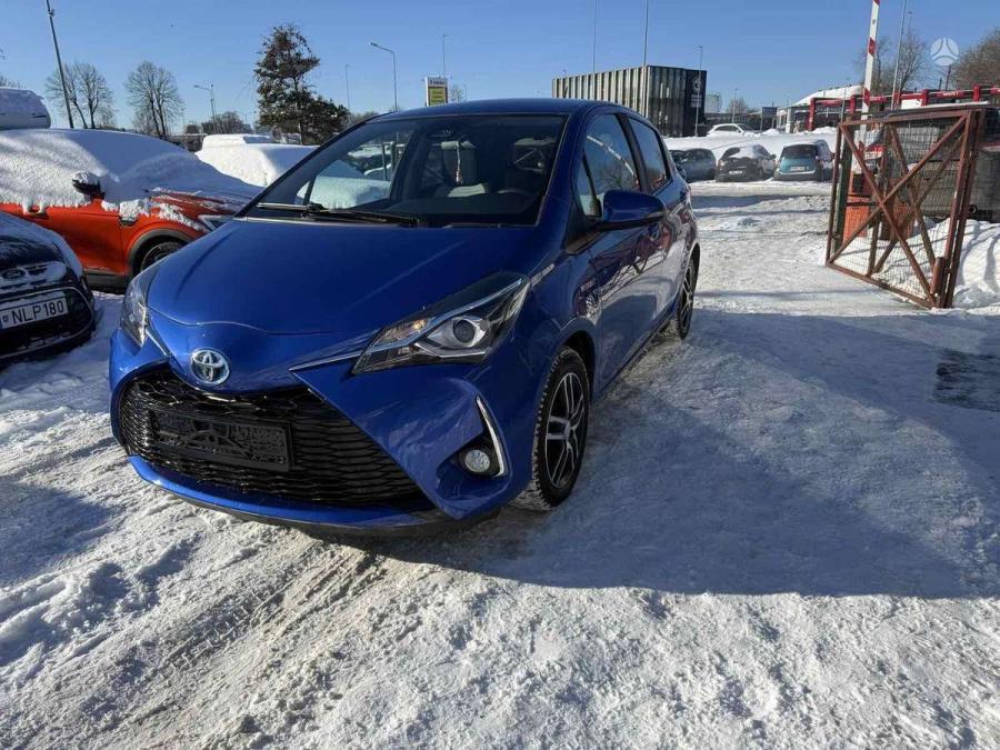 Zils Toyota Yaris 2018 Klaipėda, ar dzinēja tilpumu 1.50 L un nobraukumu 177 tūkst. km par 9950 €, foto 1 vietnē AUTOMOTO.COM.LV